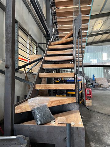 Double Stringer Small Stairs Pre-assembled | newstarbuilding